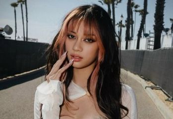 Katseye Megan comes out as bisexual, joining fellow member Lara in ...