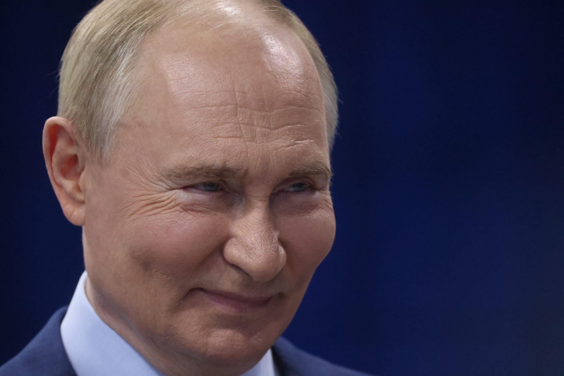 How much is Vladimir Putin really worth?