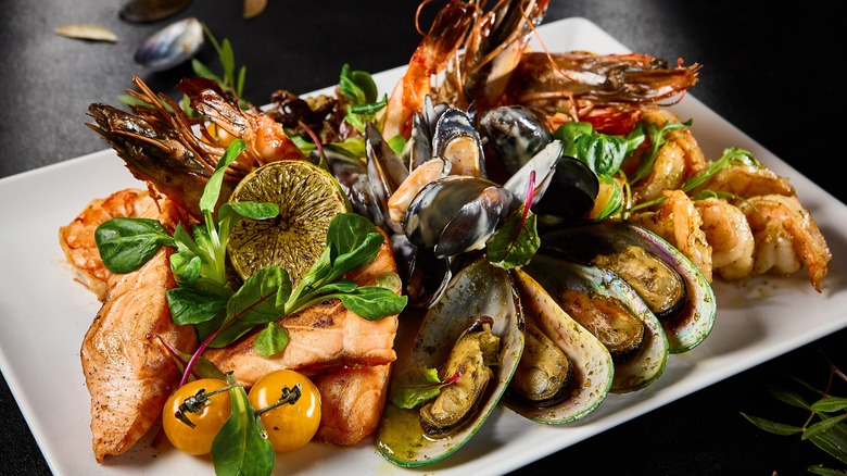 14 Classic Seafood Dishes You Have To Try At Least Once