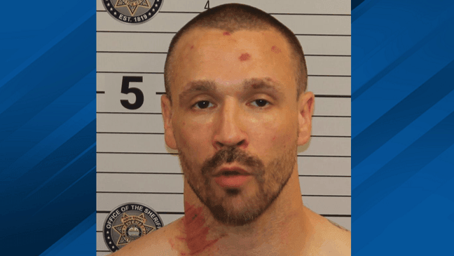 Dramatic video shows chase, crash, capture of suspect at naval center ...