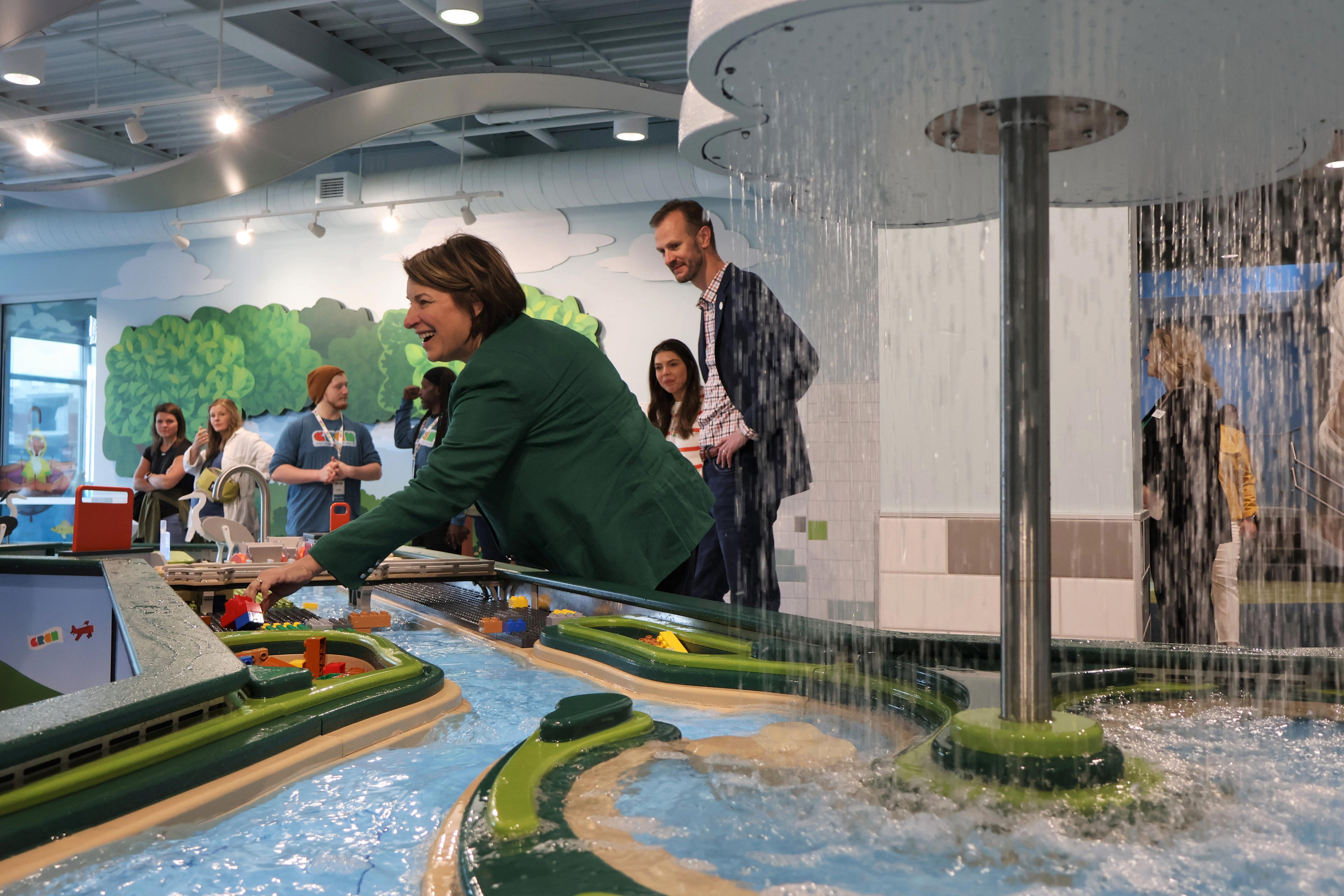 Minnesota senators oppose US Senate shutdown deal