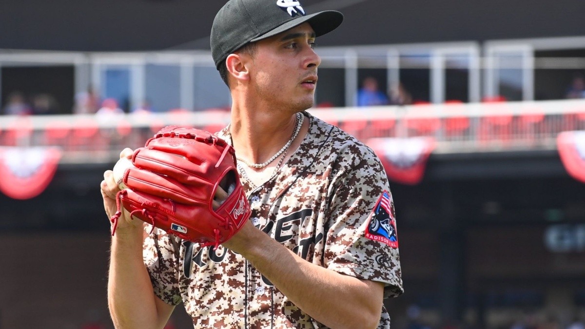 MLB: ¡Debut mexicano! Phillies sube a pitcher a róster de Grandes Ligas