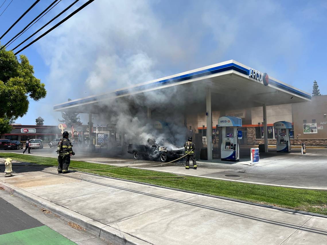 Vehicle fires break out at Modesto gas station, Turlock Starbucks drive ...