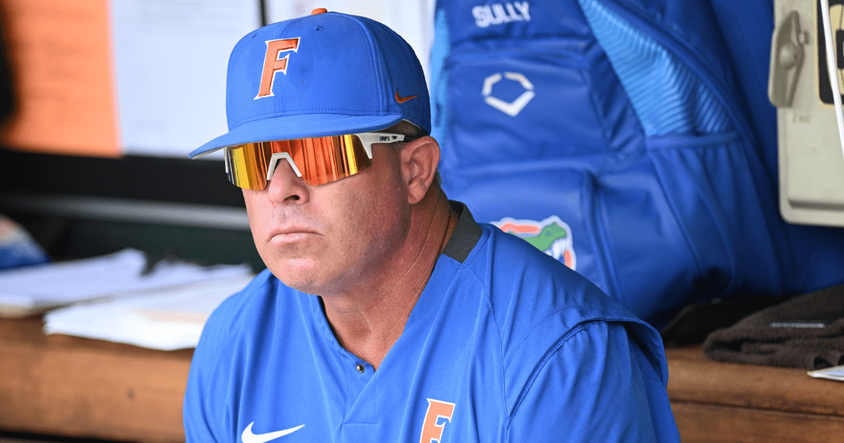 UCF transfer pitcher commits to Florida Gators
