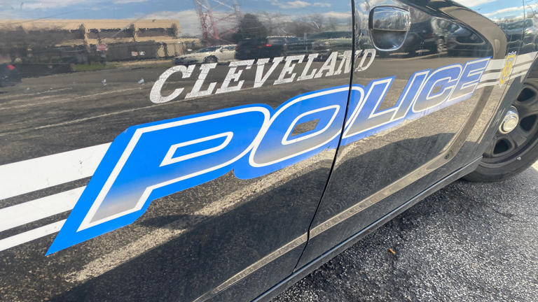 Man killed in motorcycle crash in Cleveland’s Flats