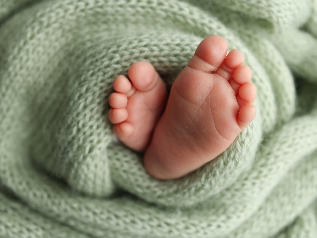 SoCal Dad With Baby Mistaken For Homeless Man, Police Called In OC: Report