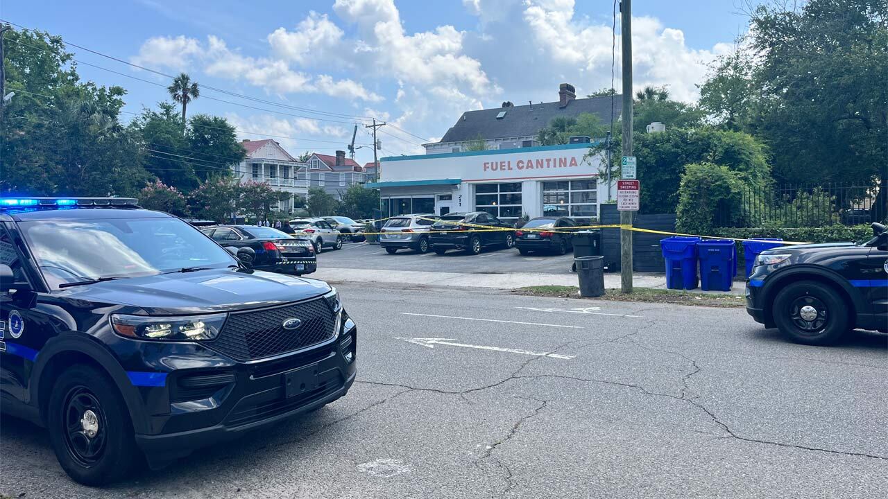 Charleston Police arrest employee in stabbing incident that hospitalized 1