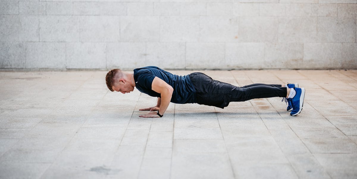 Want to Build Muscle Without Weights? Here's How Many Pushups It Will Take.