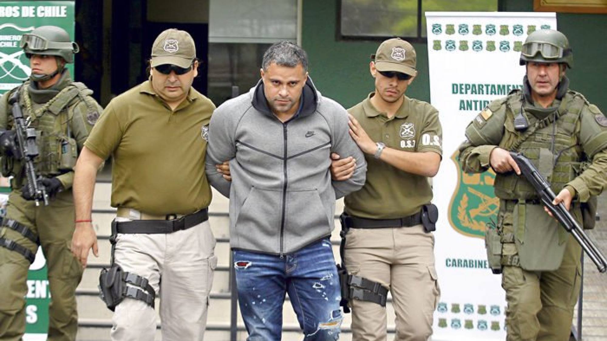 En Europa alucinan con la serie de “Richard Rico”, el delincuente ...