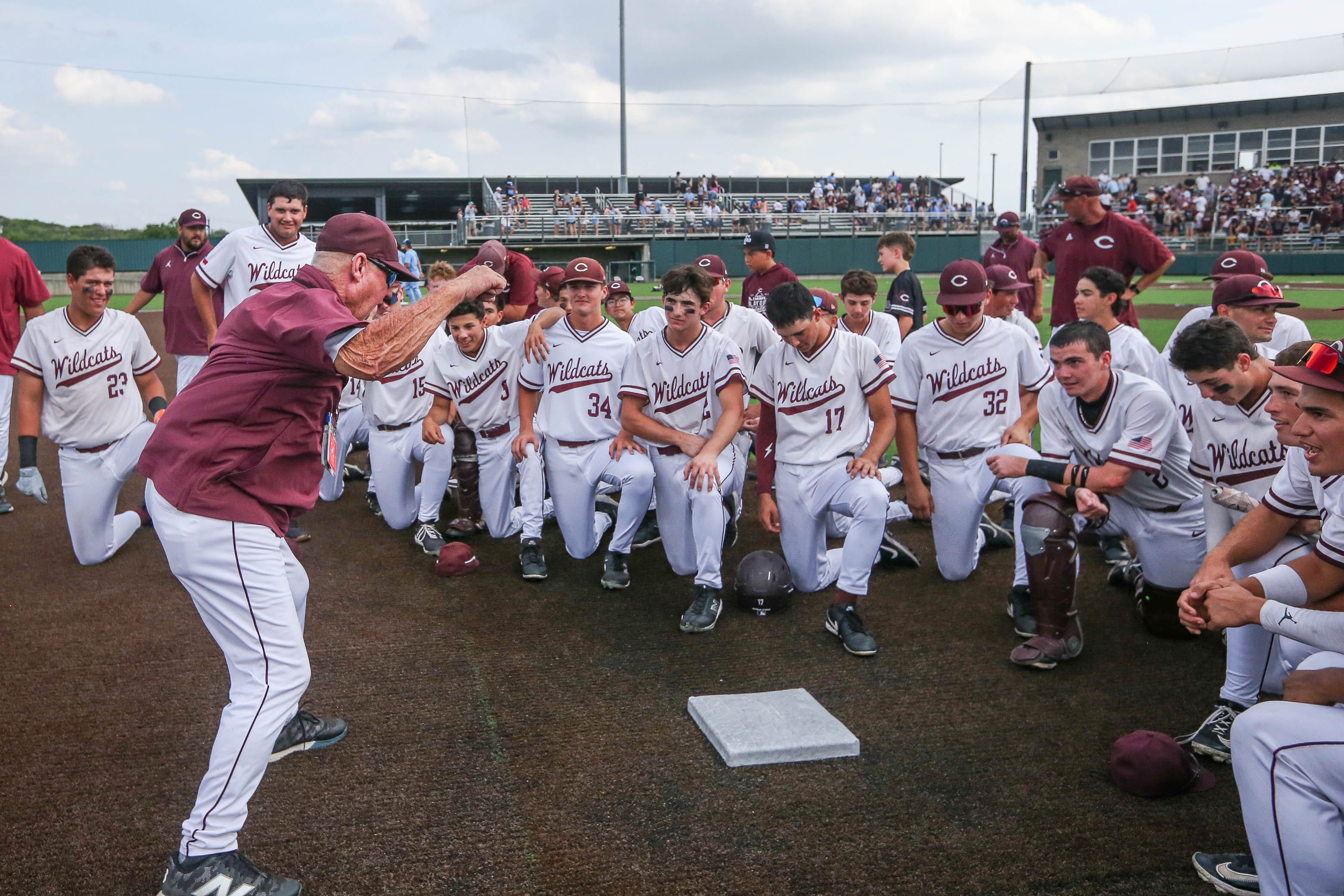 UIL state baseball live updates: Calallen claims first state title ...