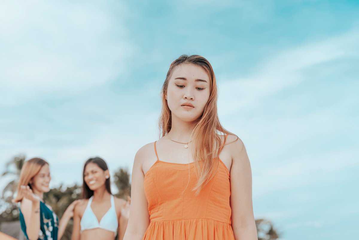 10 Signs Someone Is Deeply Insecure and They’re Projecting Onto You