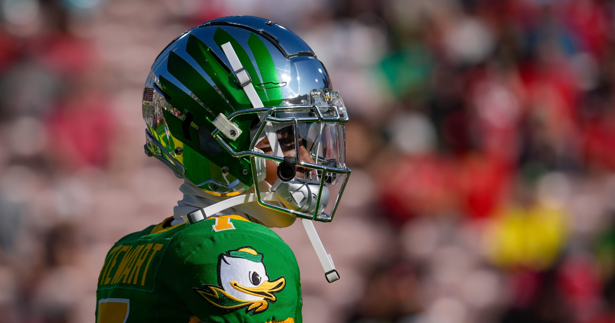 Evan Stewart injury update: Oregon fears star receiver suffers ...