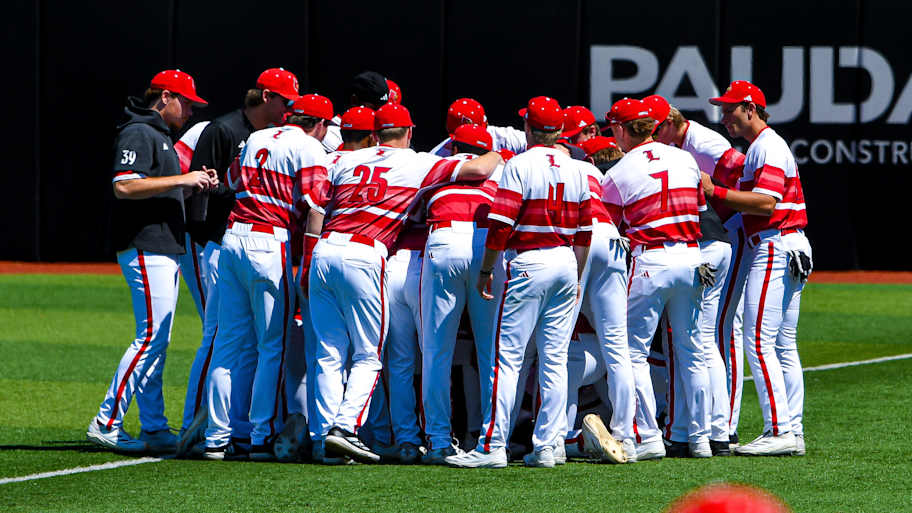 Game Day Live Blog: Louisville vs. Miami | Louisville Super Regional ...