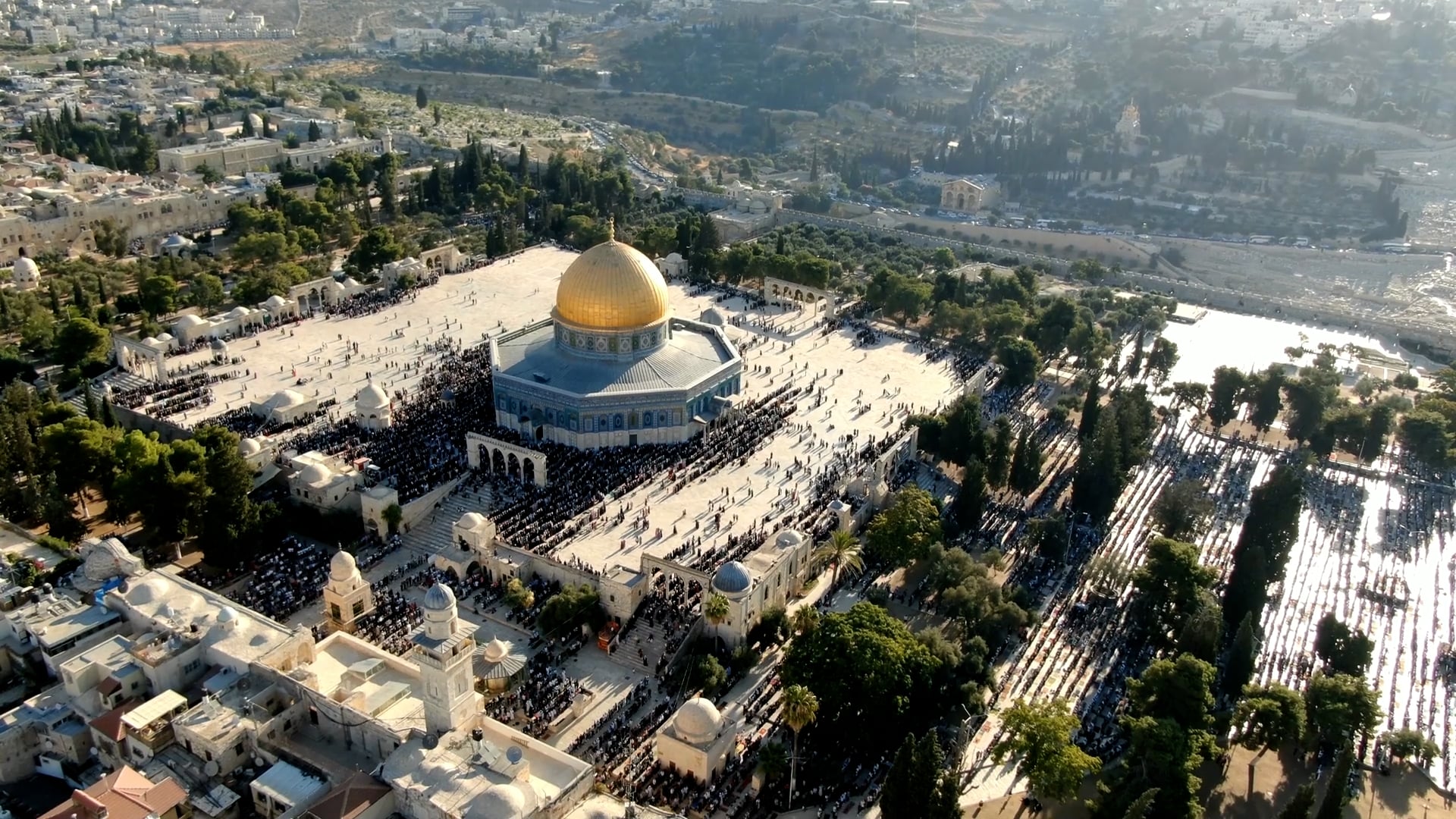 Soar Above Jerusalem's Ancient Wailing Wall: A Drone's Eye View - Worldwide
