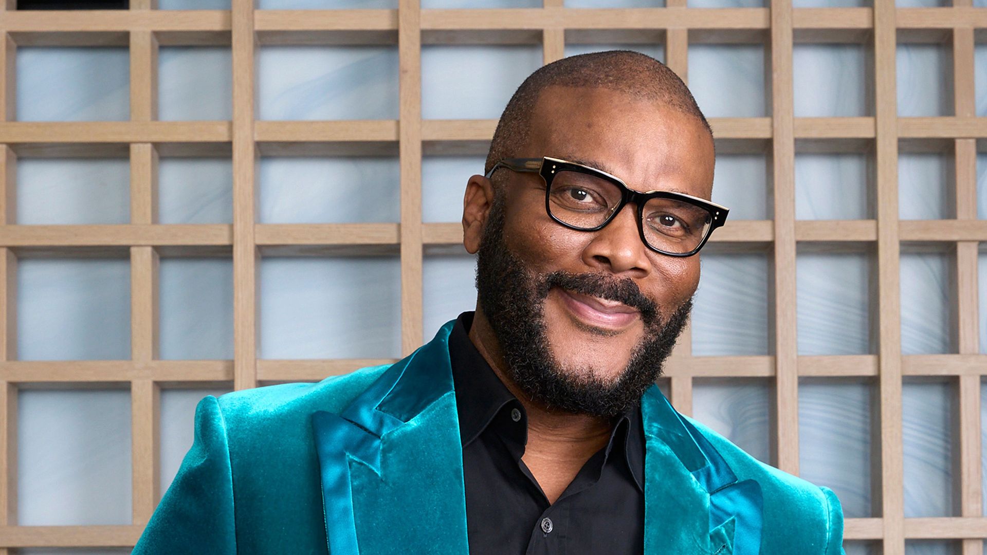 Tyler Perry's eye-watering net worth is over nine digits — how he's ...
