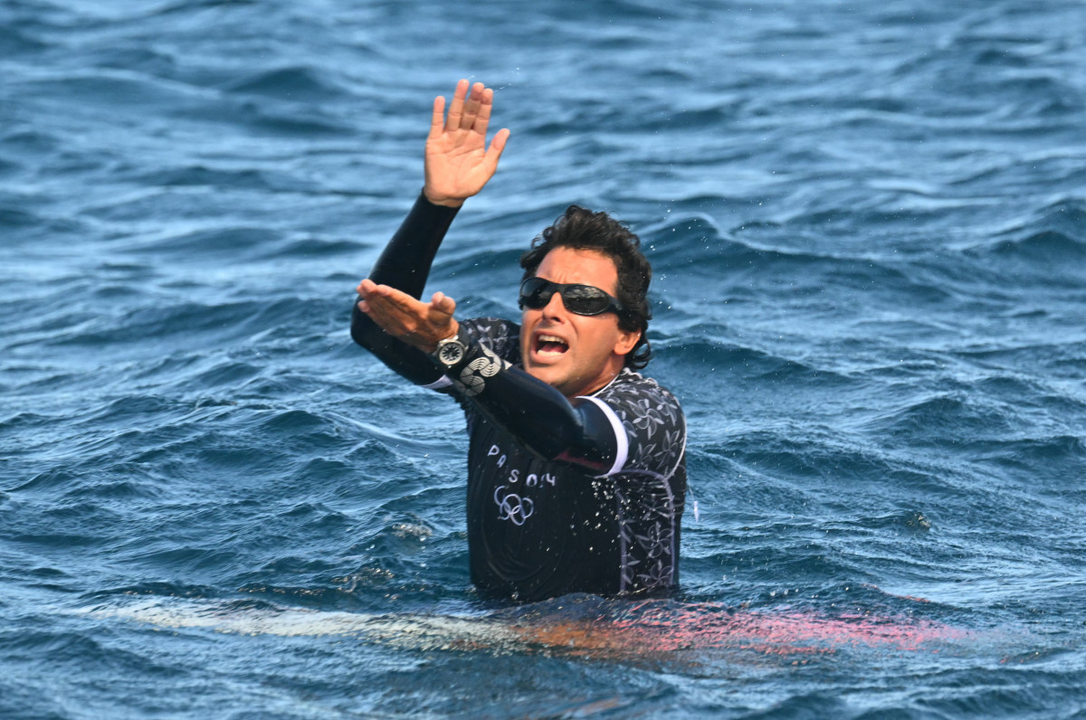 Hey Dibi: Is Hiring a Surf Coach Worth It?