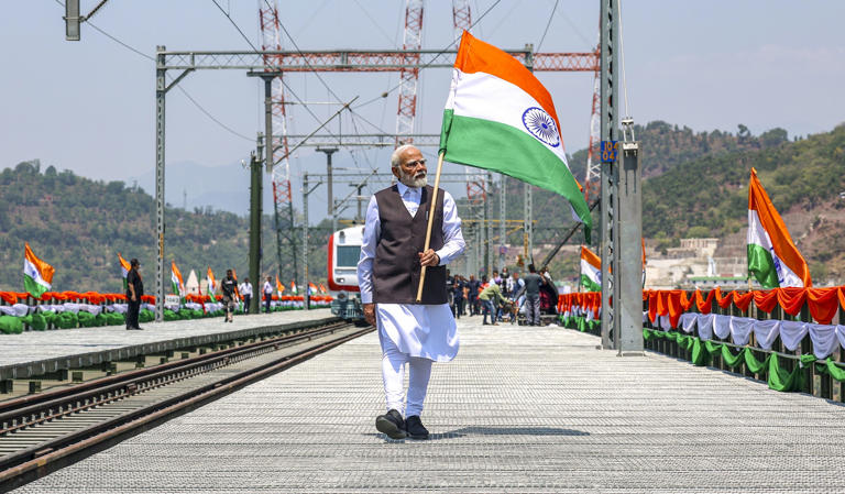 Chenab bridge: How project team navigated through steep slopes on ...