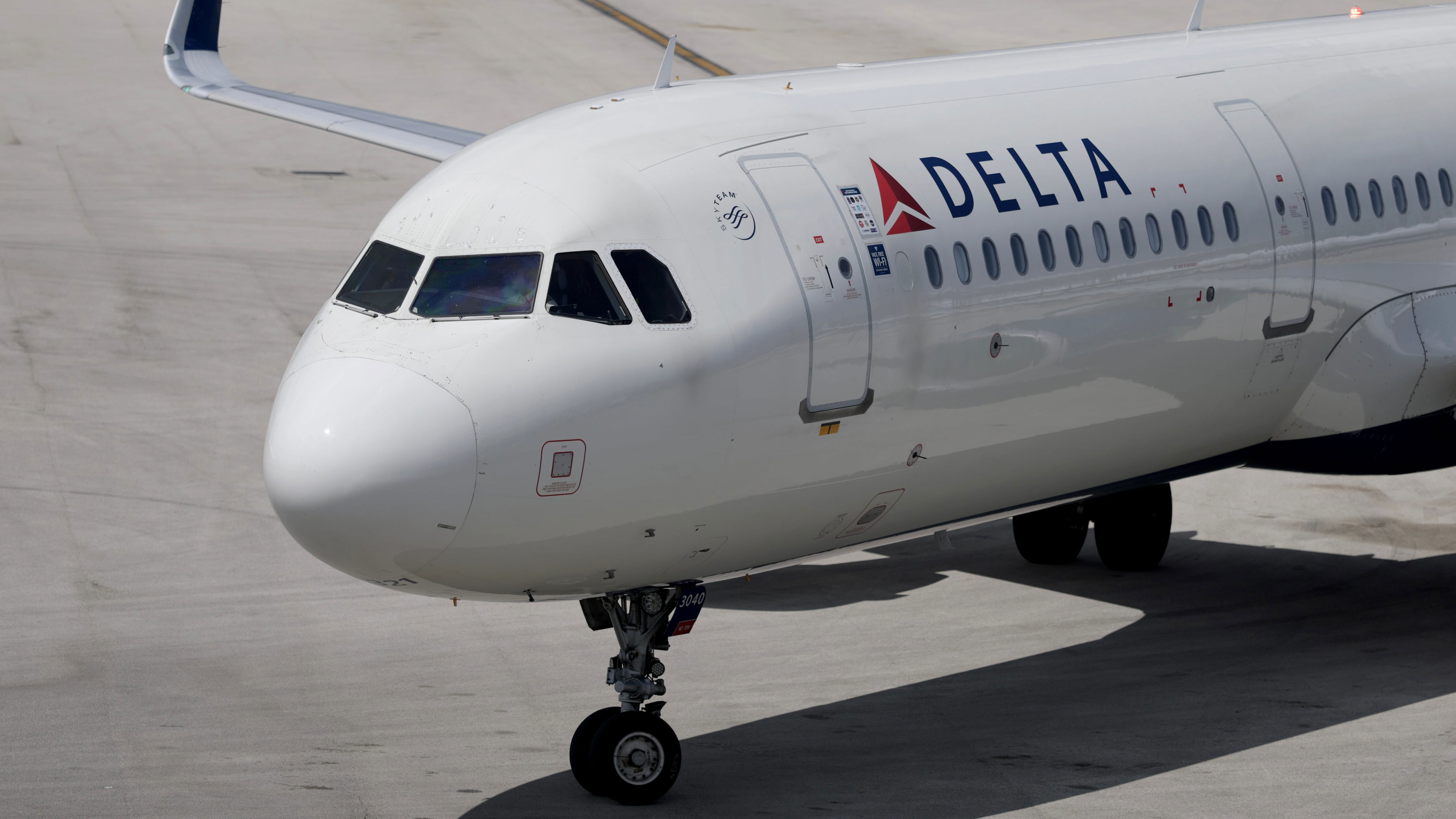 Delta Flight Grounded When Lithium Battery Explodes in Passenger’s Carry-On