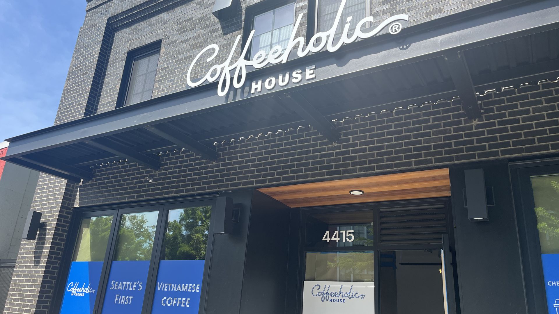 Seattle’s Vietnamese Coffee Boom Is Spreading to Wallingford