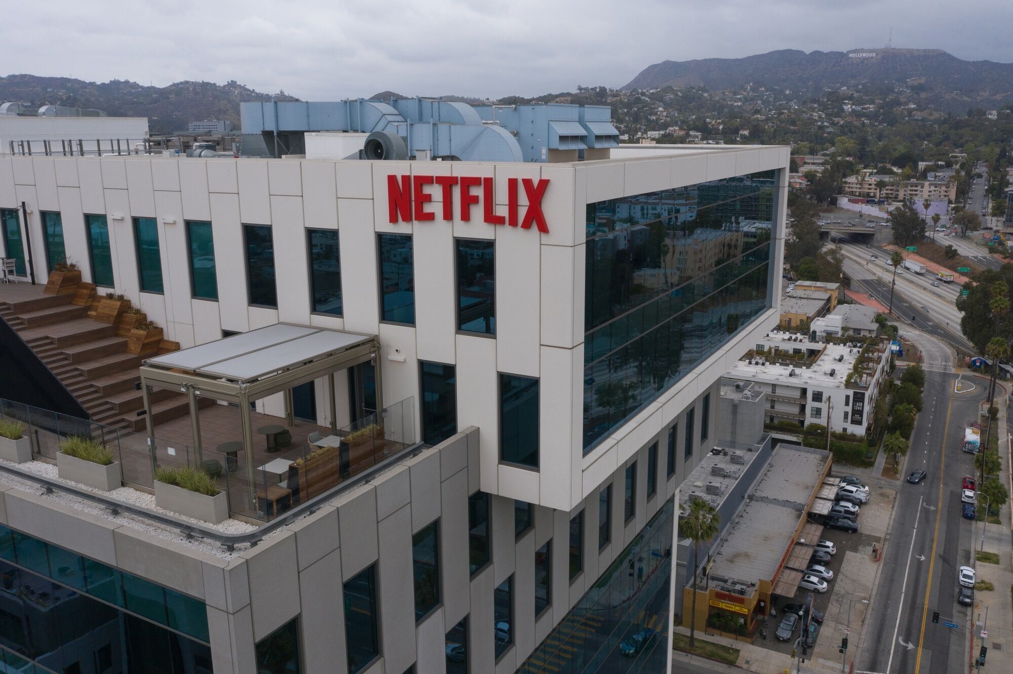 Netflix Director Jay Hoag Fails to Win Reelection to Board