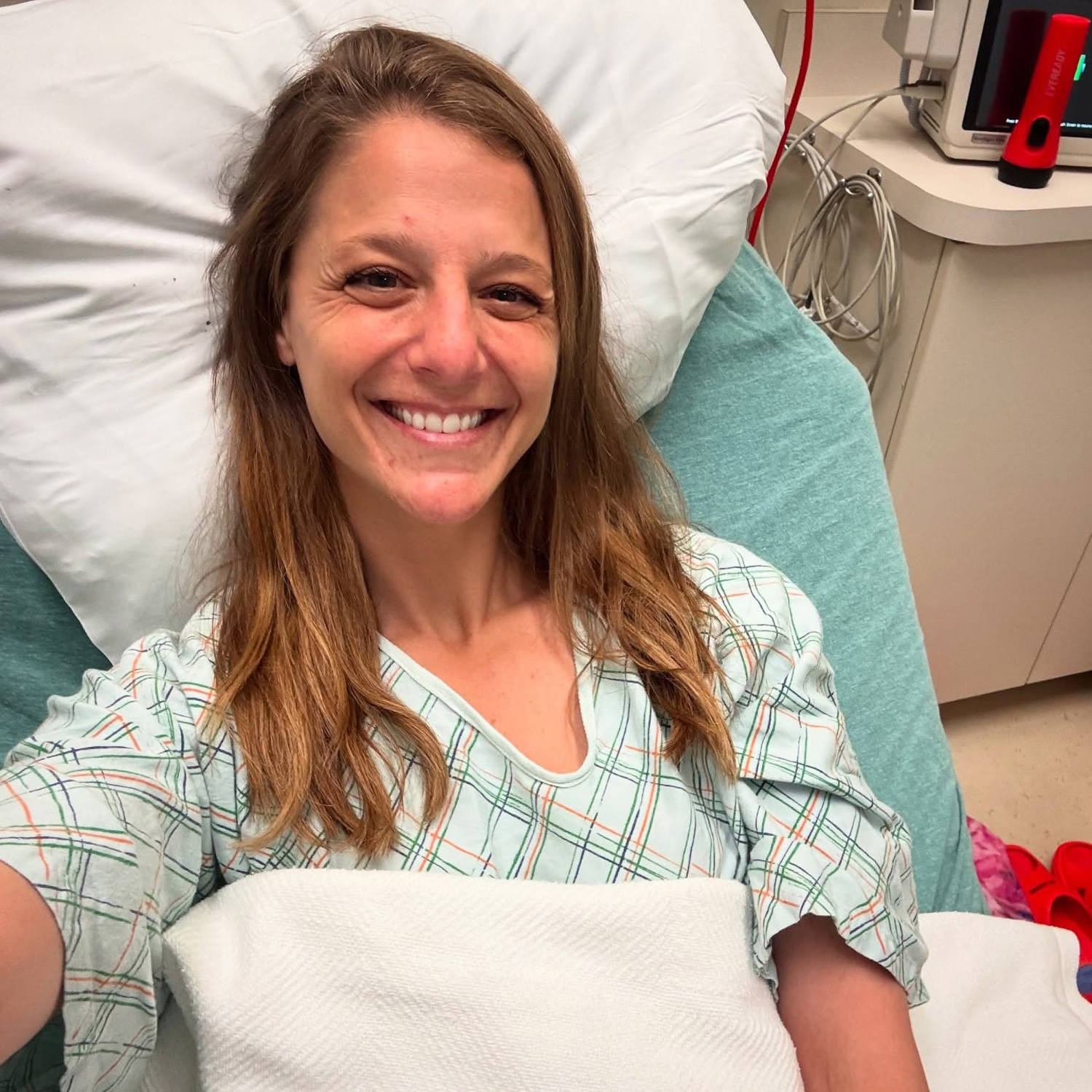 Running Podcaster Ali Feller, 40, Reveals She Has Stage 4 Breast Cancer