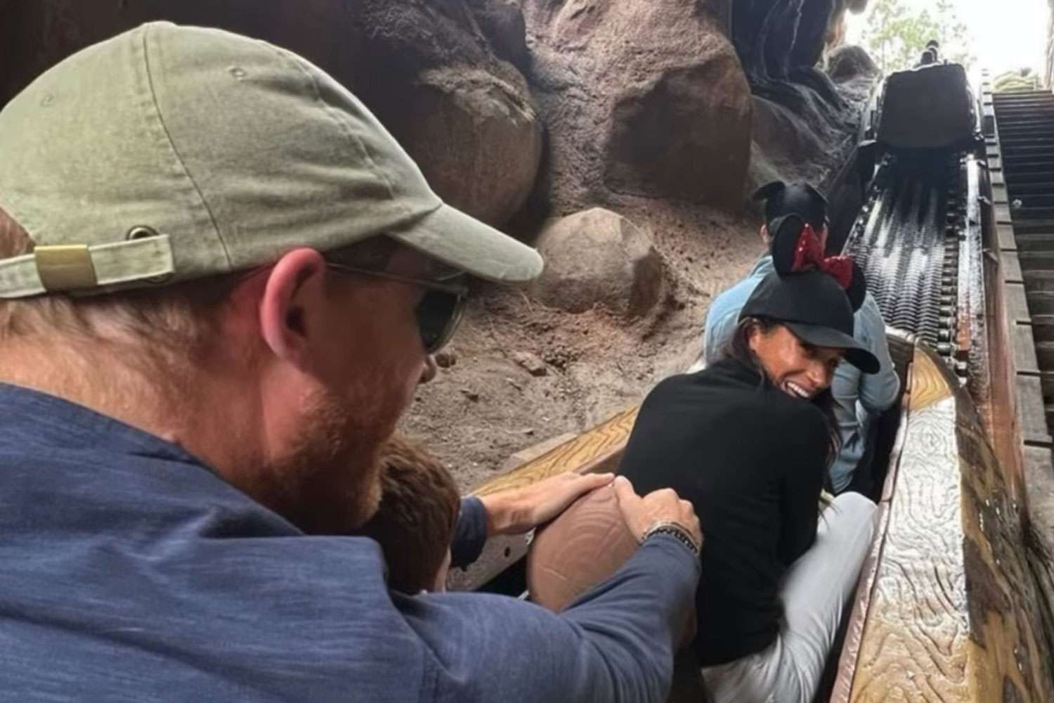 Meghan Markle Shares Photos from Disneyland with Prince Harry and Kids ...