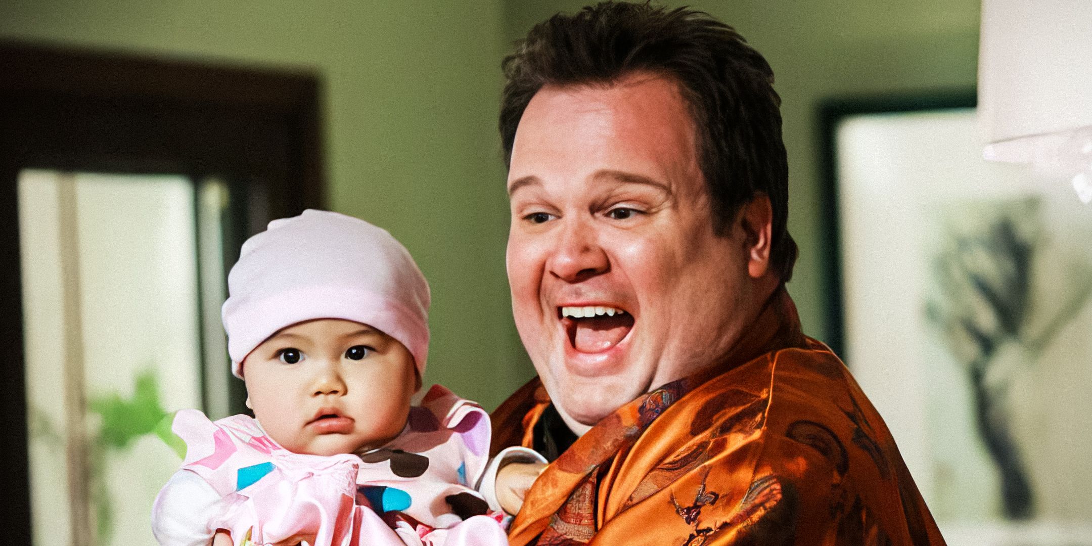 Modern Family's Best Joke Happened In The Very First Episode And Was ...