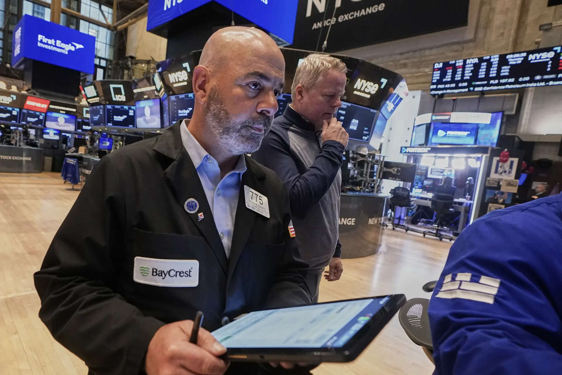 Wall Street Posts Weekly Gains Treasury Yields Jump As Upbeat Jobs