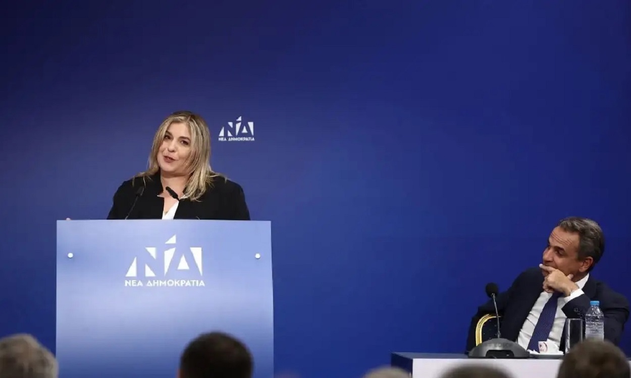 «Οι θέσεις δεν μας ανήκουν»: Η Μαρία Συρεγγέλα εξηγεί την παραίτησή της ...