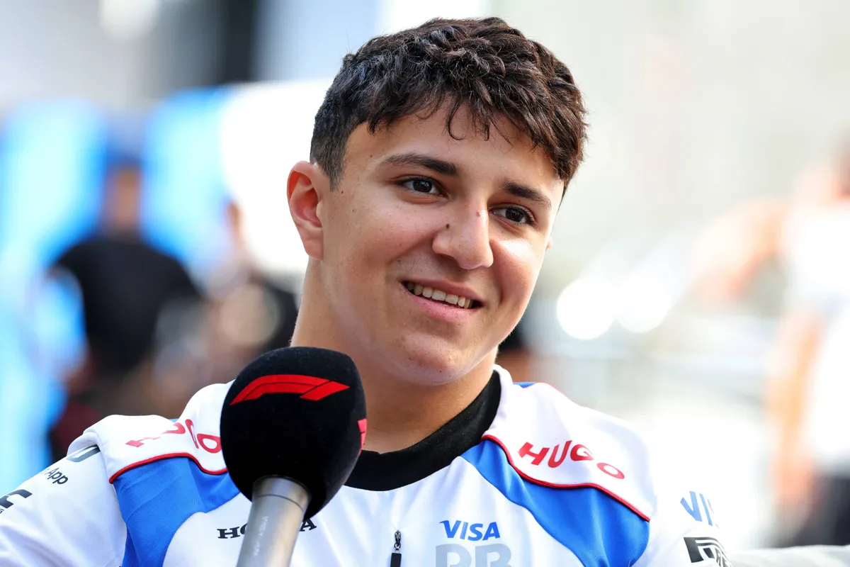 Hadjar and Verstappen soon to be teammates? 'He's got the driving style...'