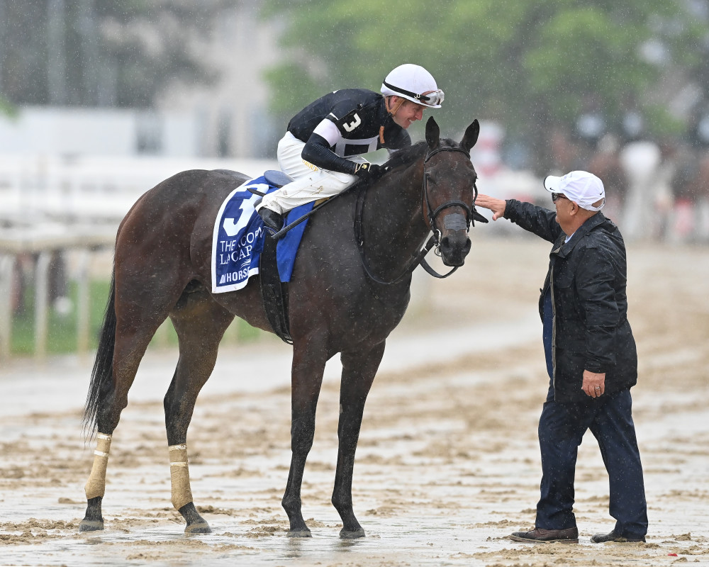 Mark Casse Trainees La Cara, Nitrogen Work Ahead Of Stacked Alabama Stakes
