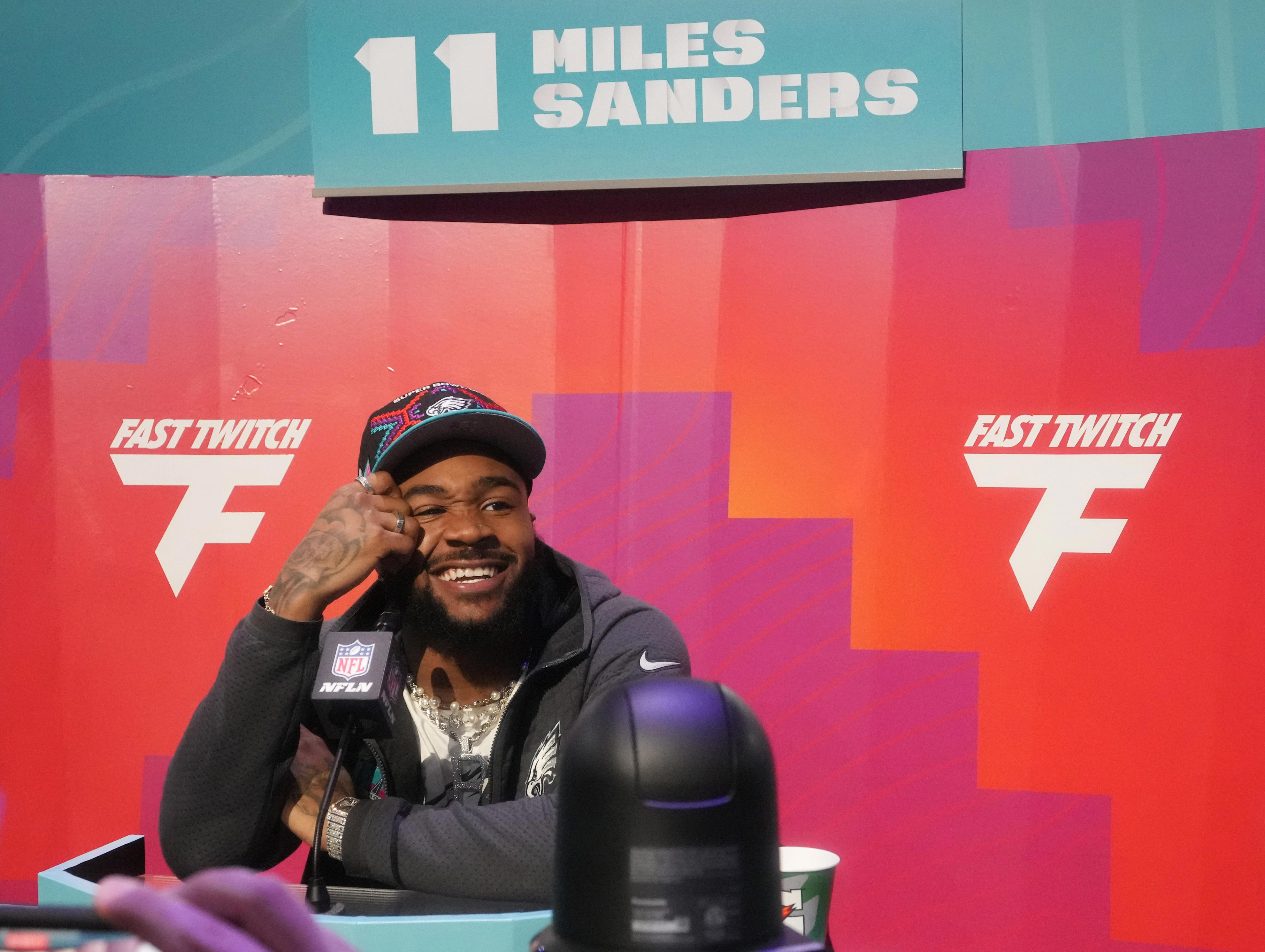 Cowboys RB room may have surprise candidate to start in $18.7 million ...