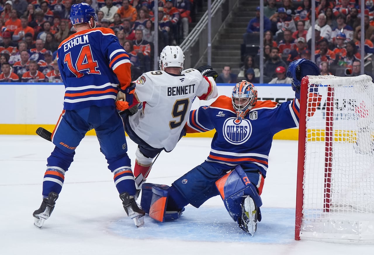 Panthers beat Oilers 5-4 in double OT, tying Stanley Cup final series