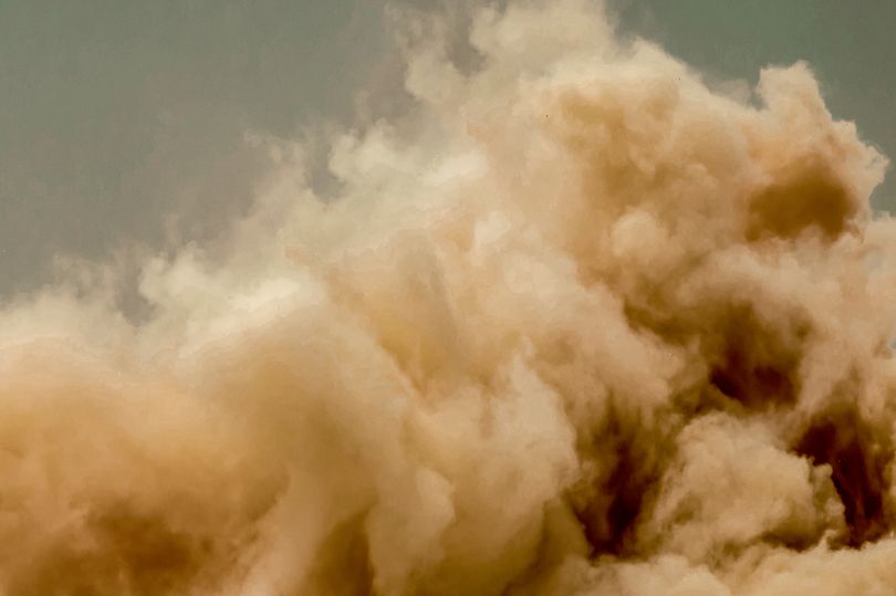 Dust storm the size of 48 US states seen making its way to Florida from ...
