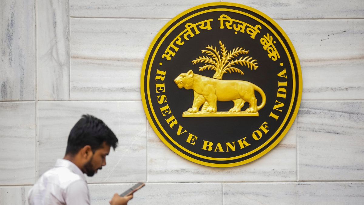 India's Economy Stays Strong Despite Global Headwinds, Says RBI