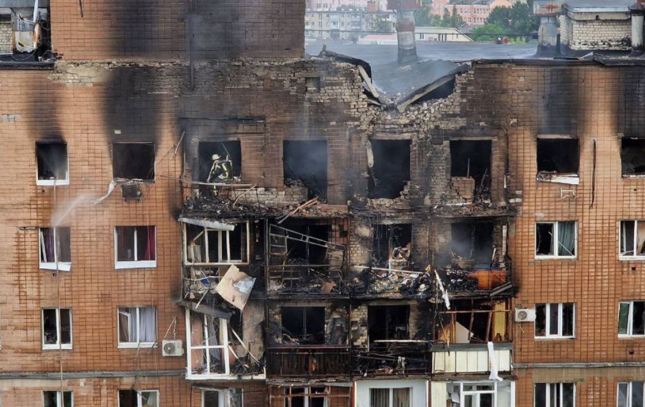 Massive Russian attack on Kharkiv causes fires and casualties in worst ...