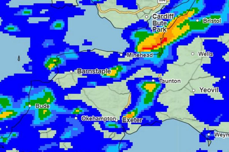 Exact time wall of rain set to hit amid Met Office weather warning