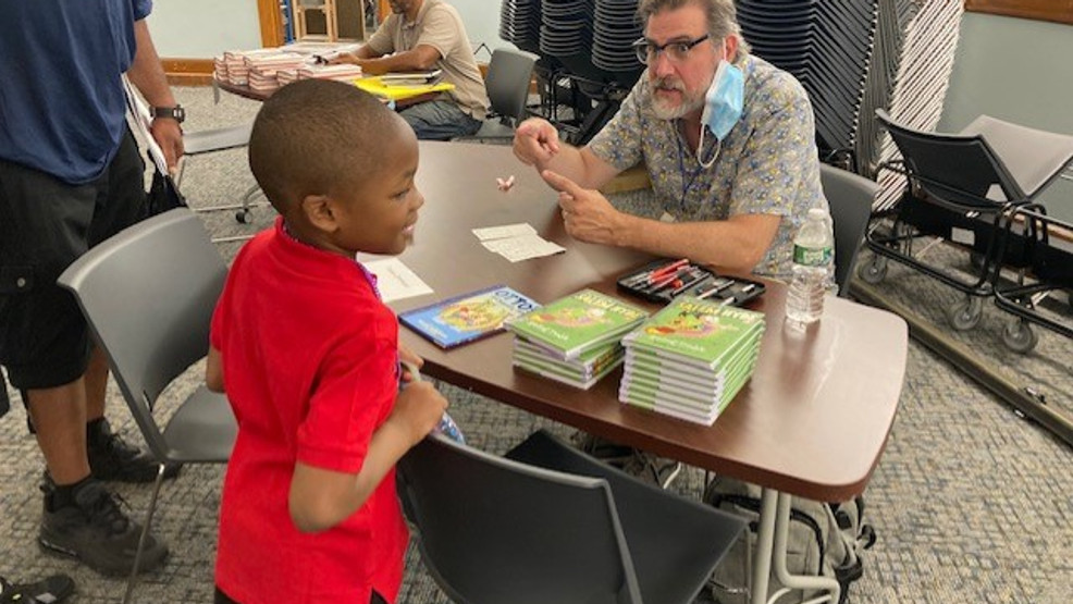 'Light a Candle for Literacy' parade and festival celebrates books in ...