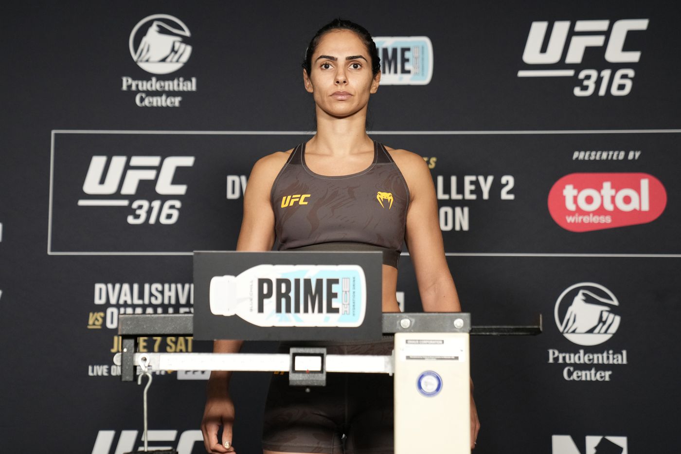 UFC 316 Start Time, Full Fight Card Details!