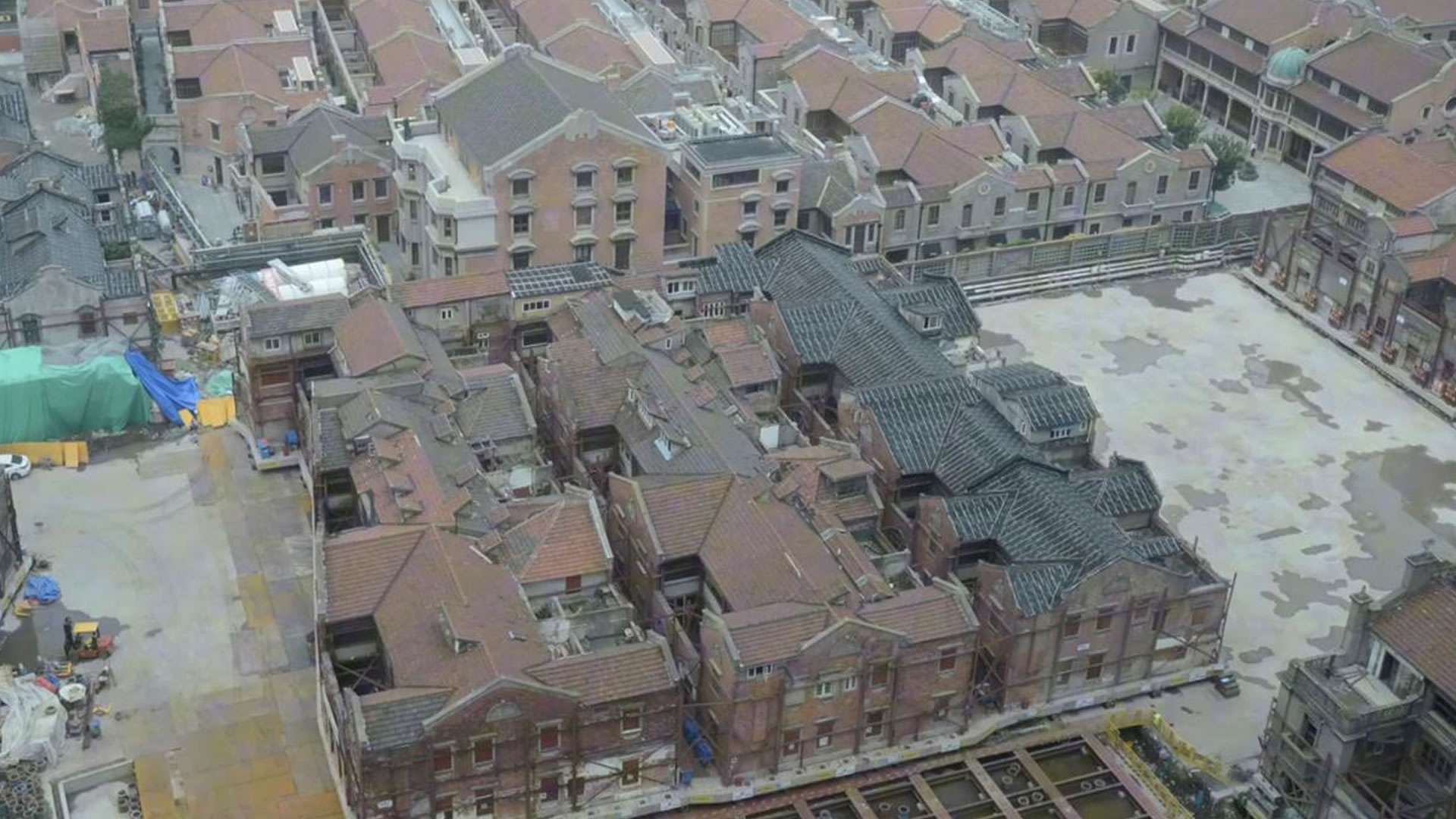 432 robots move 7,500-ton building in Chinese city to make way for new ...