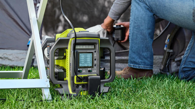 Ryobi 18V Vs. 40V Power Station: How Do These Two 1800-Watt Inverters ...