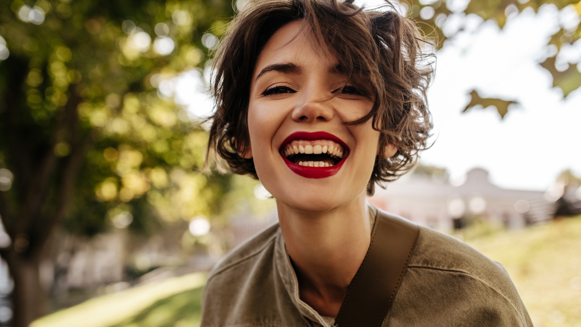 These things make women happy, but not men.