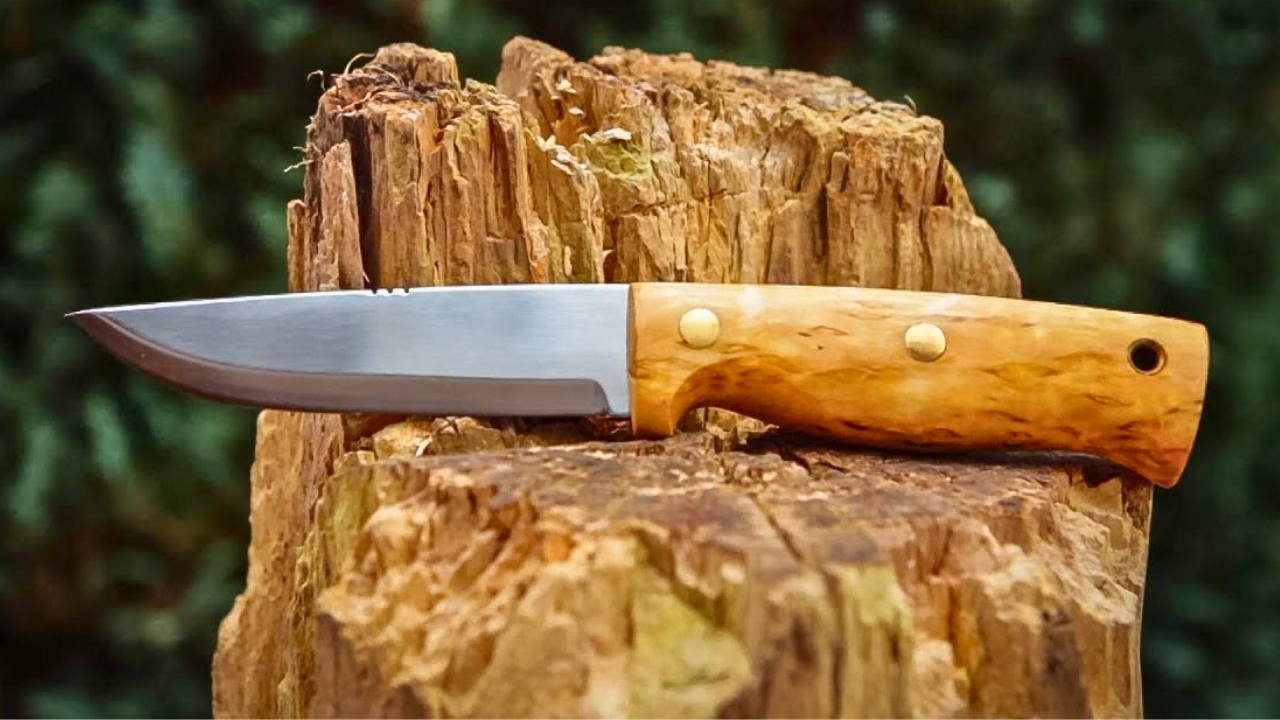 Knives That Were Clearly Built by Outdoorsmen