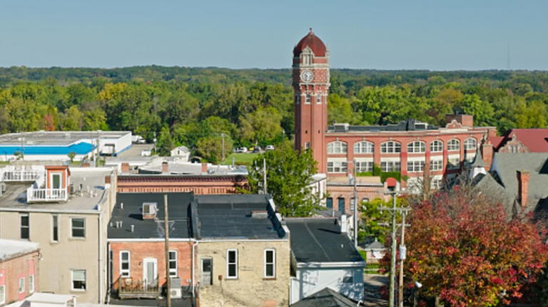 This Small Michigan Town Near Ann Arbor Has First-Rate Restaurants ...