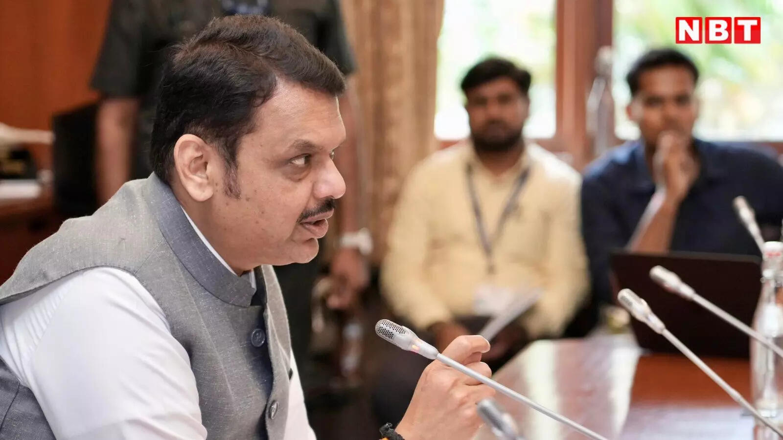 'Wake up, stop lying': Maharashtra CM hits back after Rahul Gandhi ...