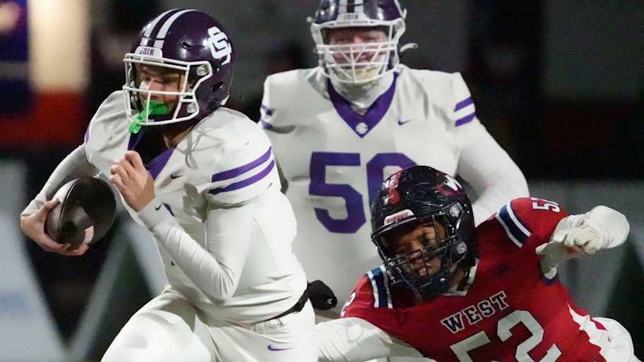 Northwestern Offers Highly-Coveted 2027 Tennessee Quarterback