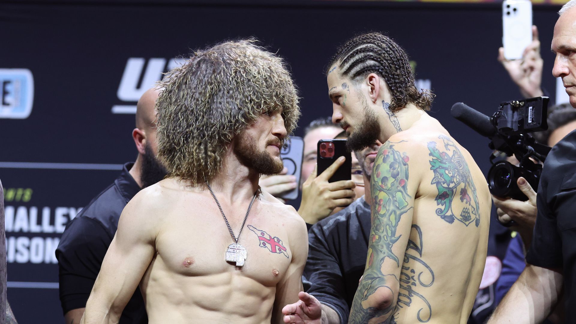 UFC 316 Start Time, Full Fight Card Details!