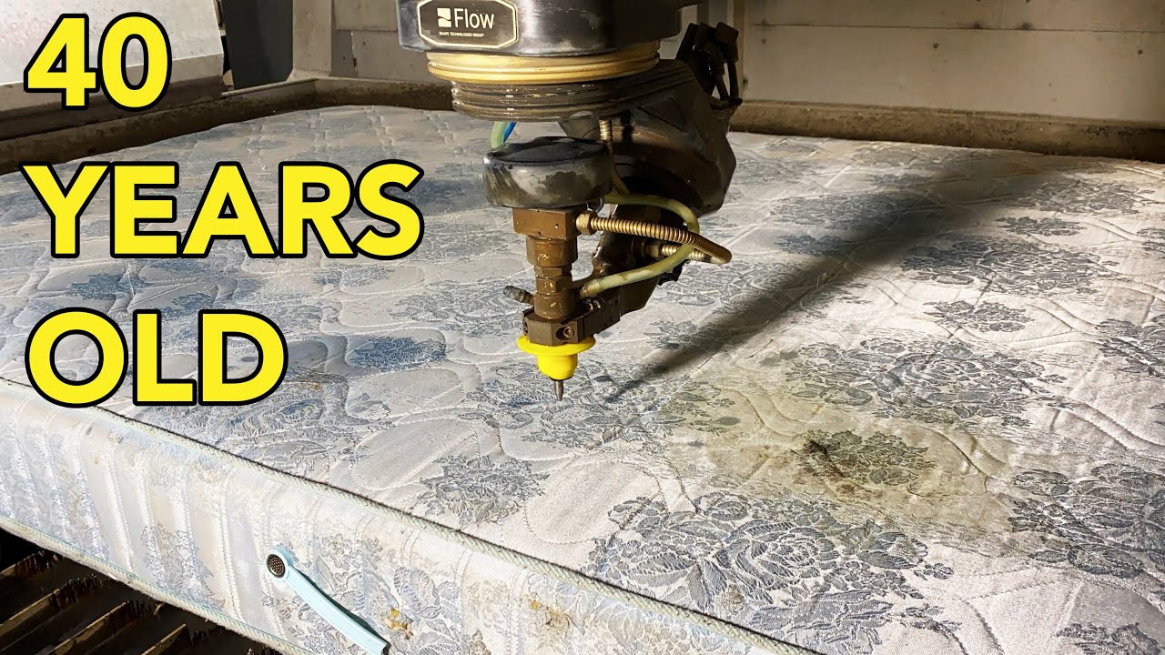 What's Inside a 40 year old Mattress? | Nasty Mattress vs 60,000 PSI ...