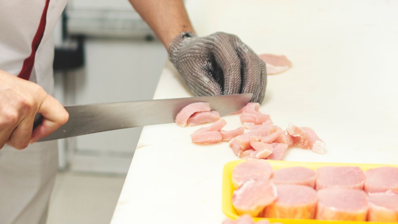 14 Vital Food Safety Tips for a Safer Kitchen