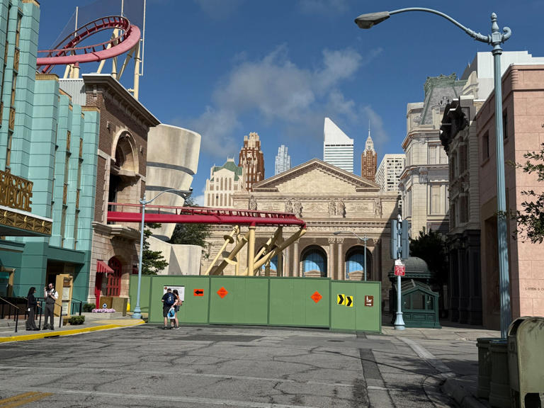 Hollywood Rip Ride Rockit Construction Walls Reference Ghostbusters at ...